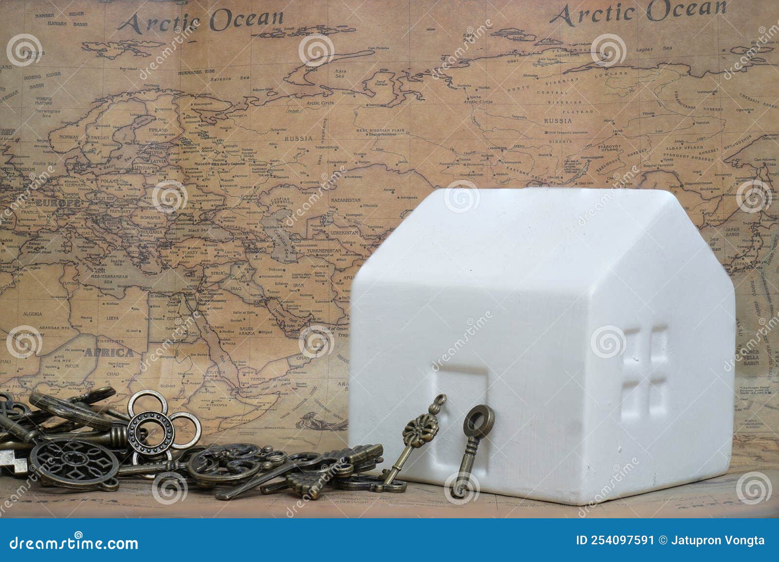 Casa En El Mapa Del Mundo Con Clave Imagen de archivo - Imagen de clave ...