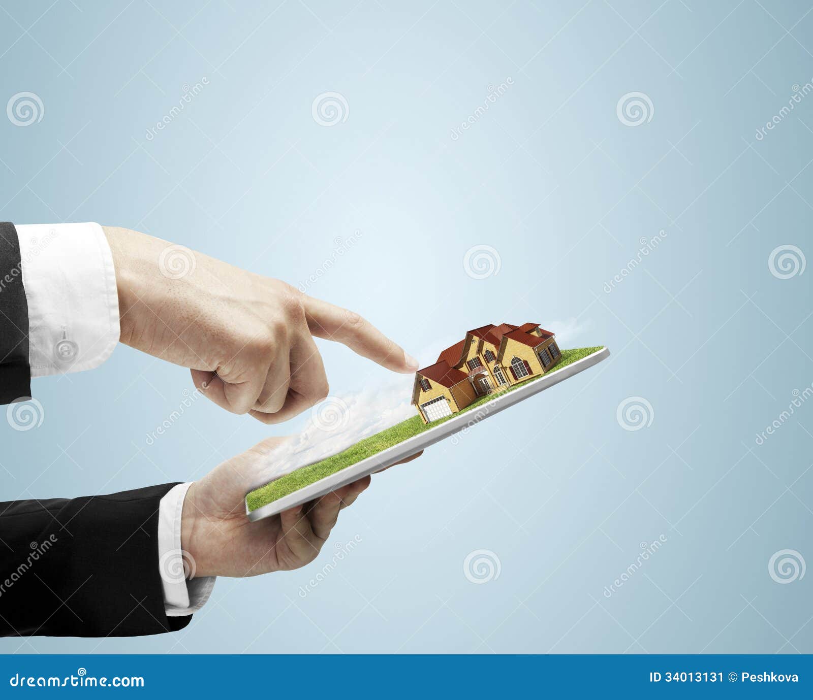 Casa en tableta digital imagen de archivo. Imagen de internet - 34013131