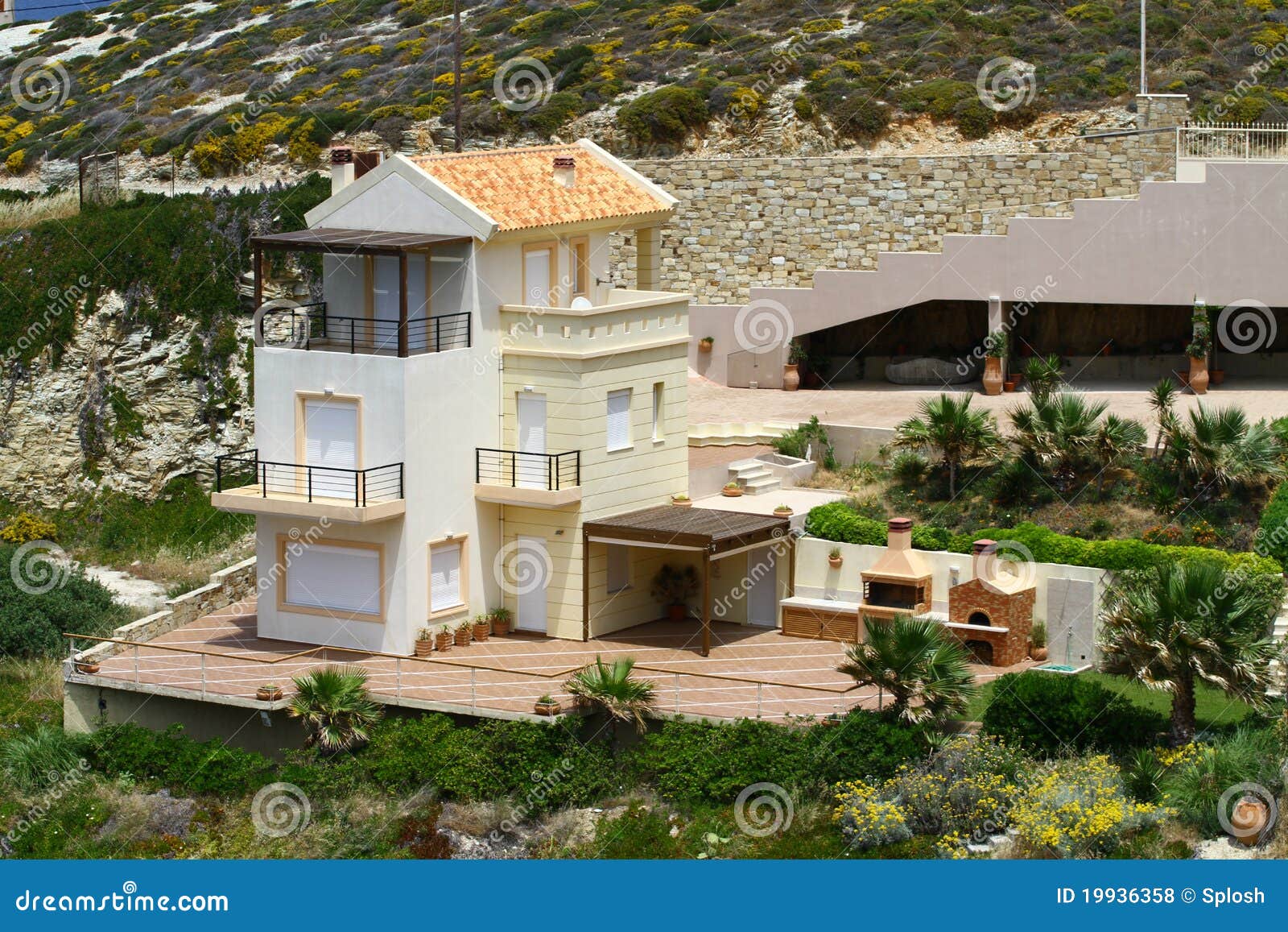 Casa greca fotografia stock. Immagine di tropicale, viale - 19936358