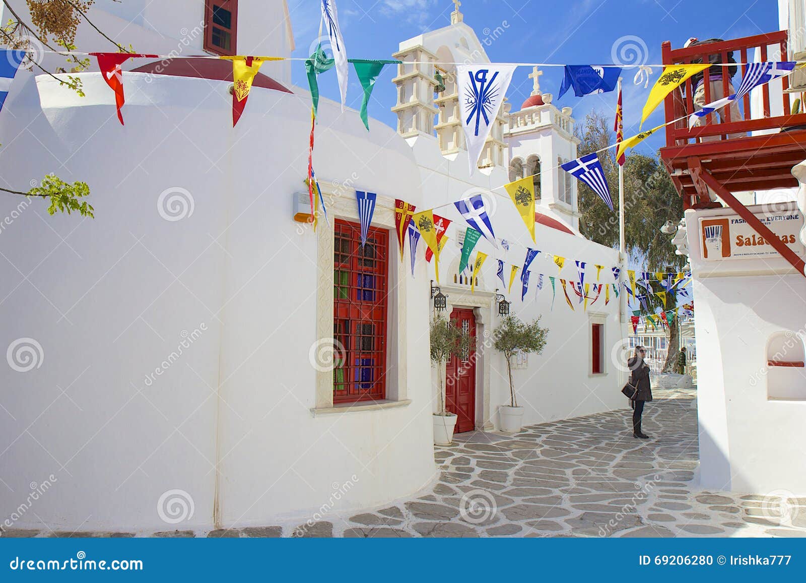 Casa Greca Tradizionale, Mykonos, Grecia Immagine Editoriale - Immagine ...