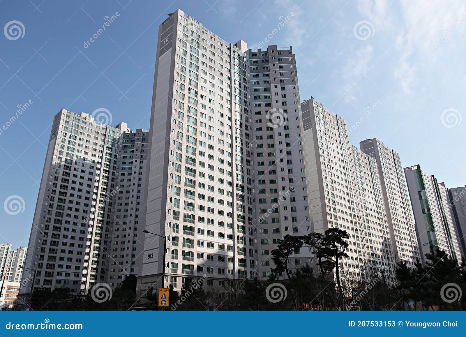 Casa korea imagen de archivo. Imagen de condominio, corea - 207533153