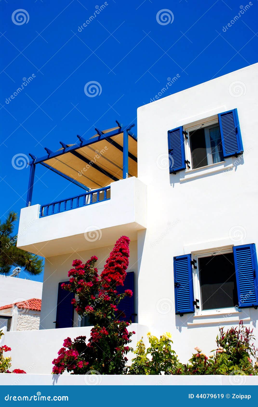 Casa Tradizionale Greca Situata a Santorini Immagine Stock - Immagine ...