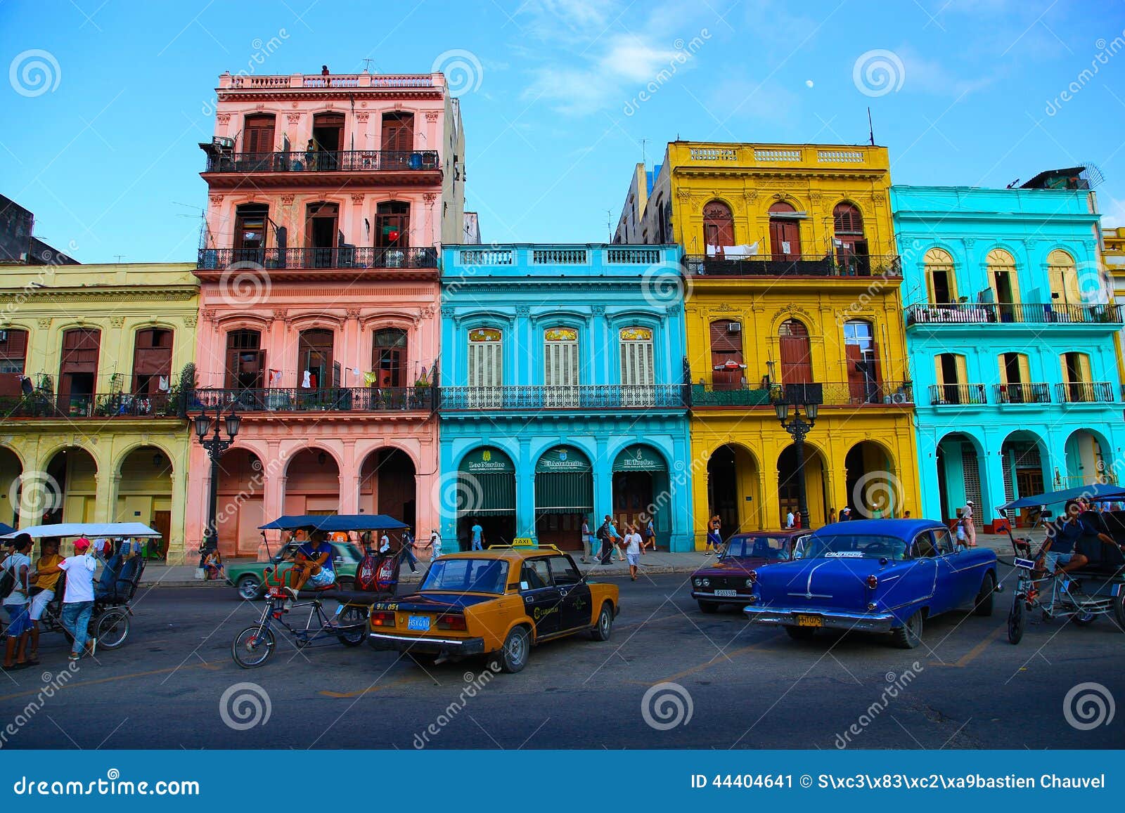 Casas de Cuba foto editorial. Imagen de vacaciones, capitolio - 44404641