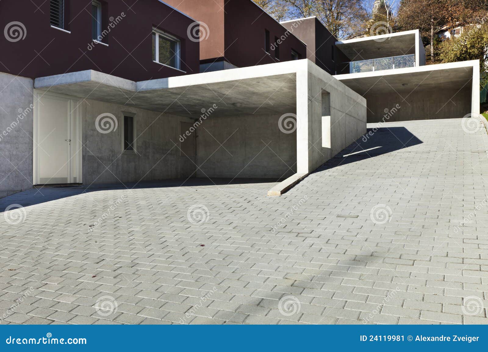 Casas modernas, garagem imagem de stock. Imagem de colorido - 24119981