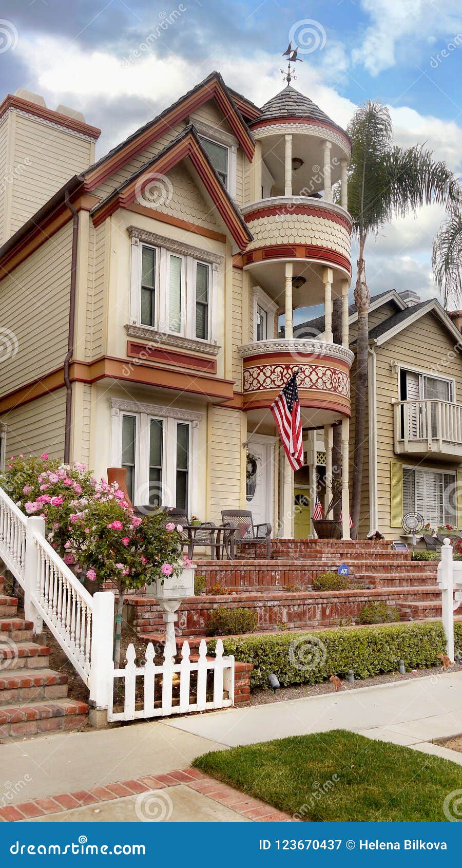 Casas Victorianas, Edificios De La Arquitectura Victoriana Fotografía ...