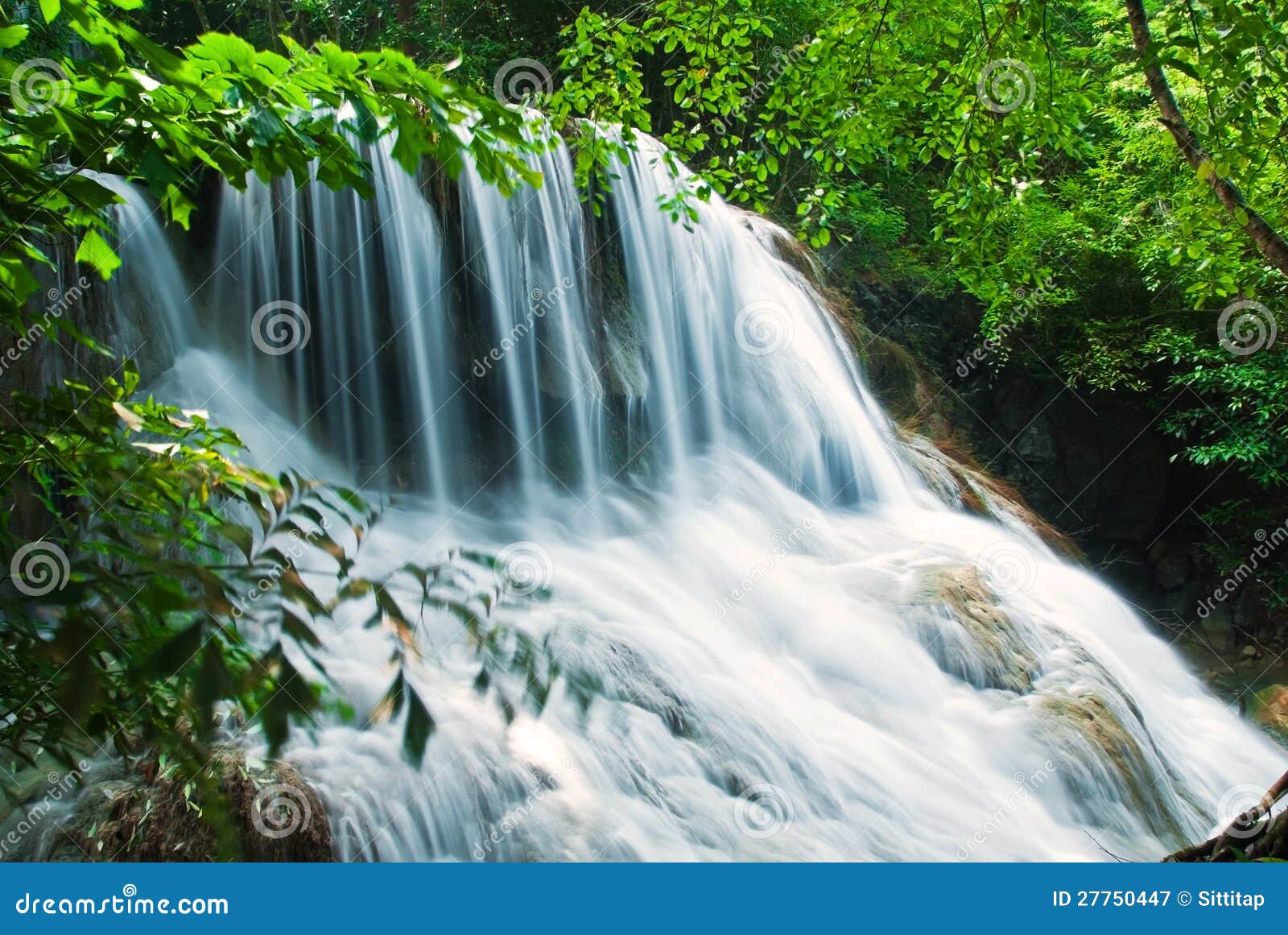 Cascada Azul De La Secuencia Imagen de archivo - Imagen de frescura ...