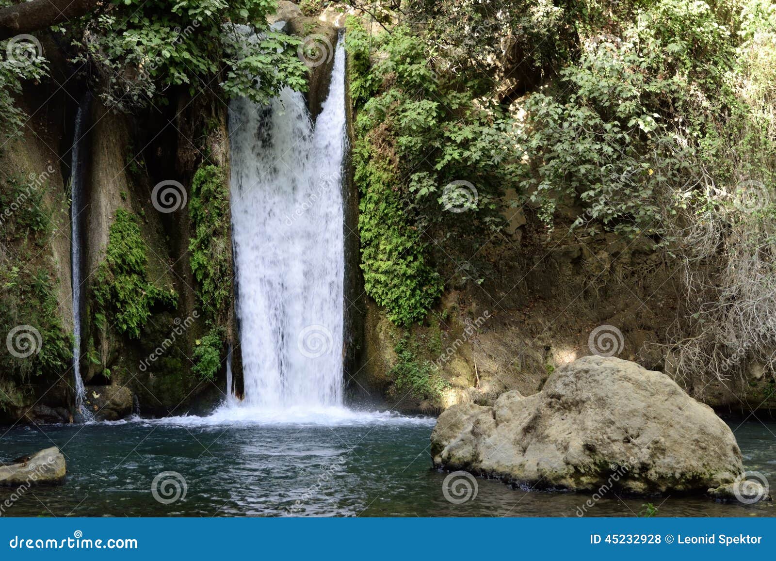 Cascada de Banias, Israel foto de archivo. Imagen de naturalizado ...