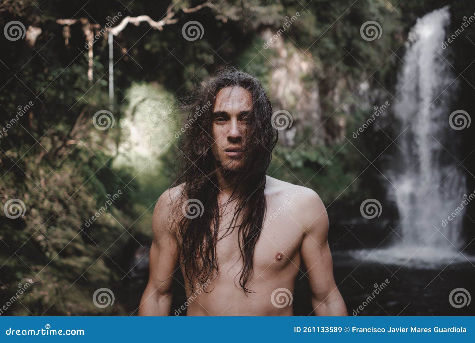 Cascada En Las Cascadas De Kaiate Imagen de archivo - Imagen de planta ...