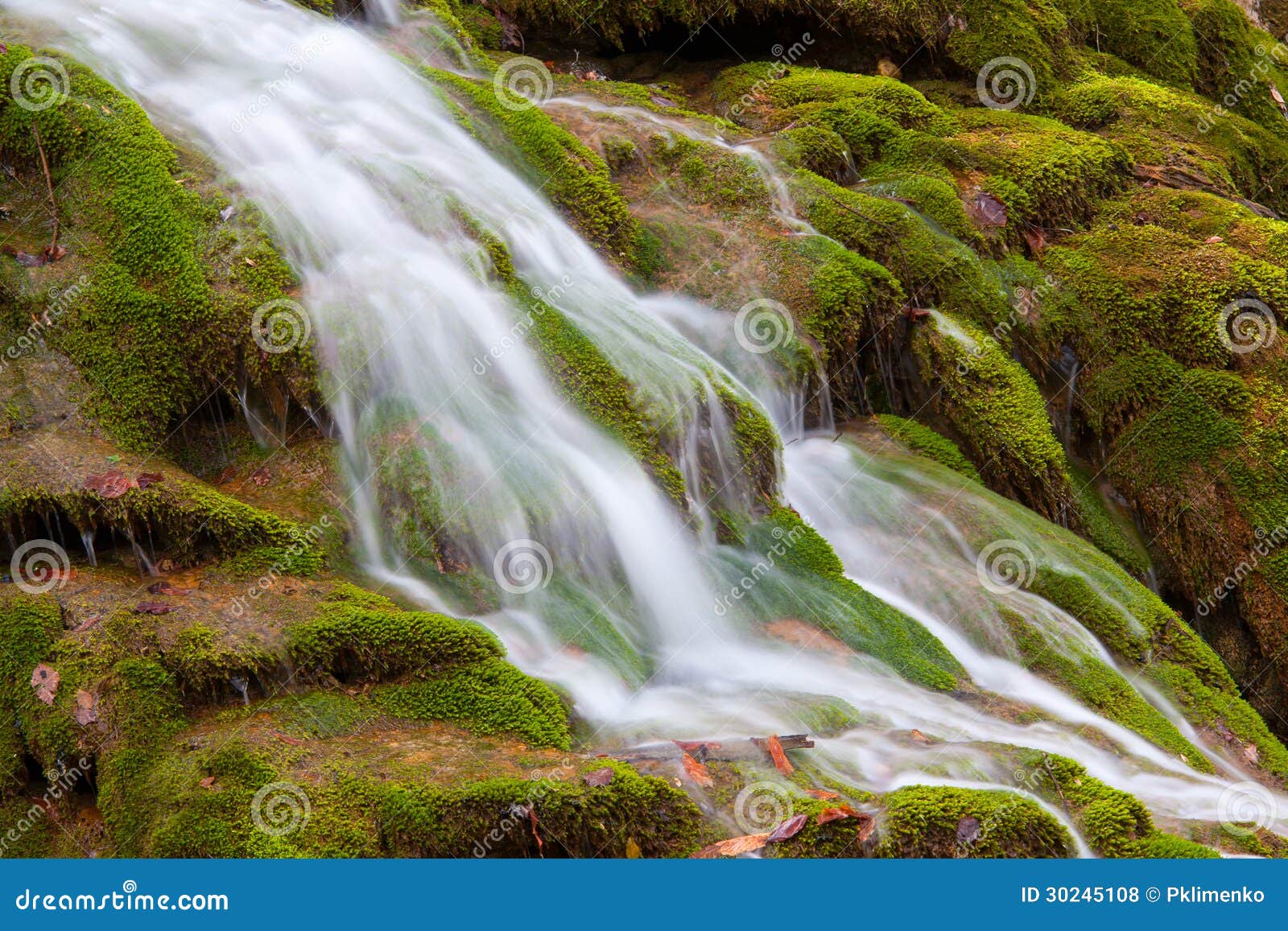 Waterwall photo stock. Image du liquide, fermer, gentil - 30245108