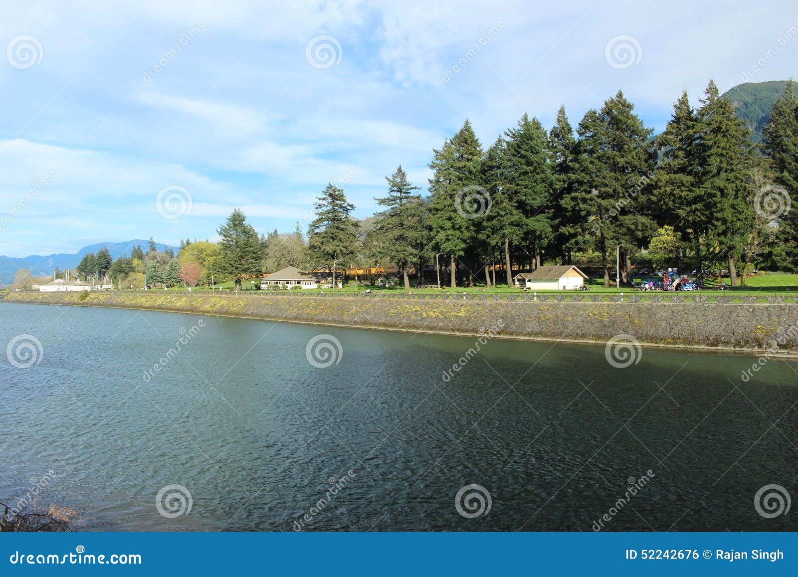 Cascade Locks Marine Park Oregon Stock Photo - Image of beautiful ...