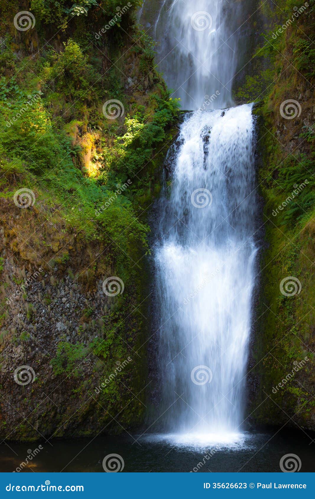 Cascading Waterfalls stock image. Image of pool, freshness - 35626623