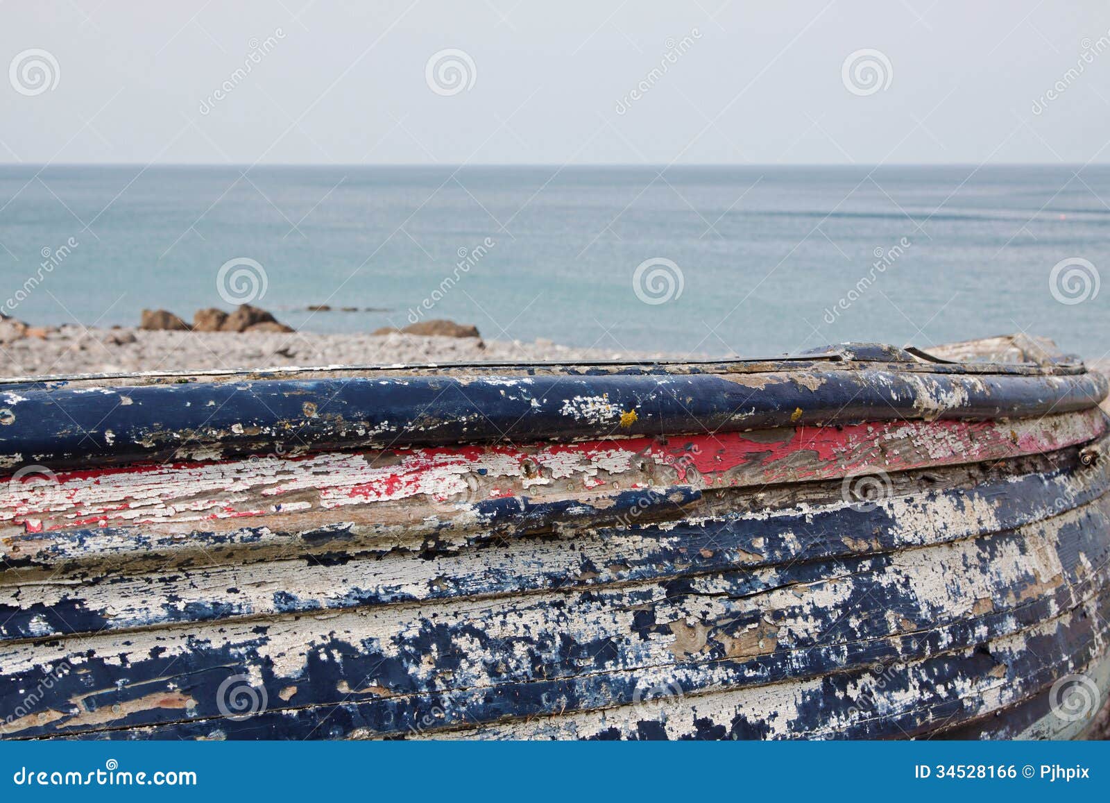 Casco putrefacto foto de archivo. Imagen de putrefacto - 34528166