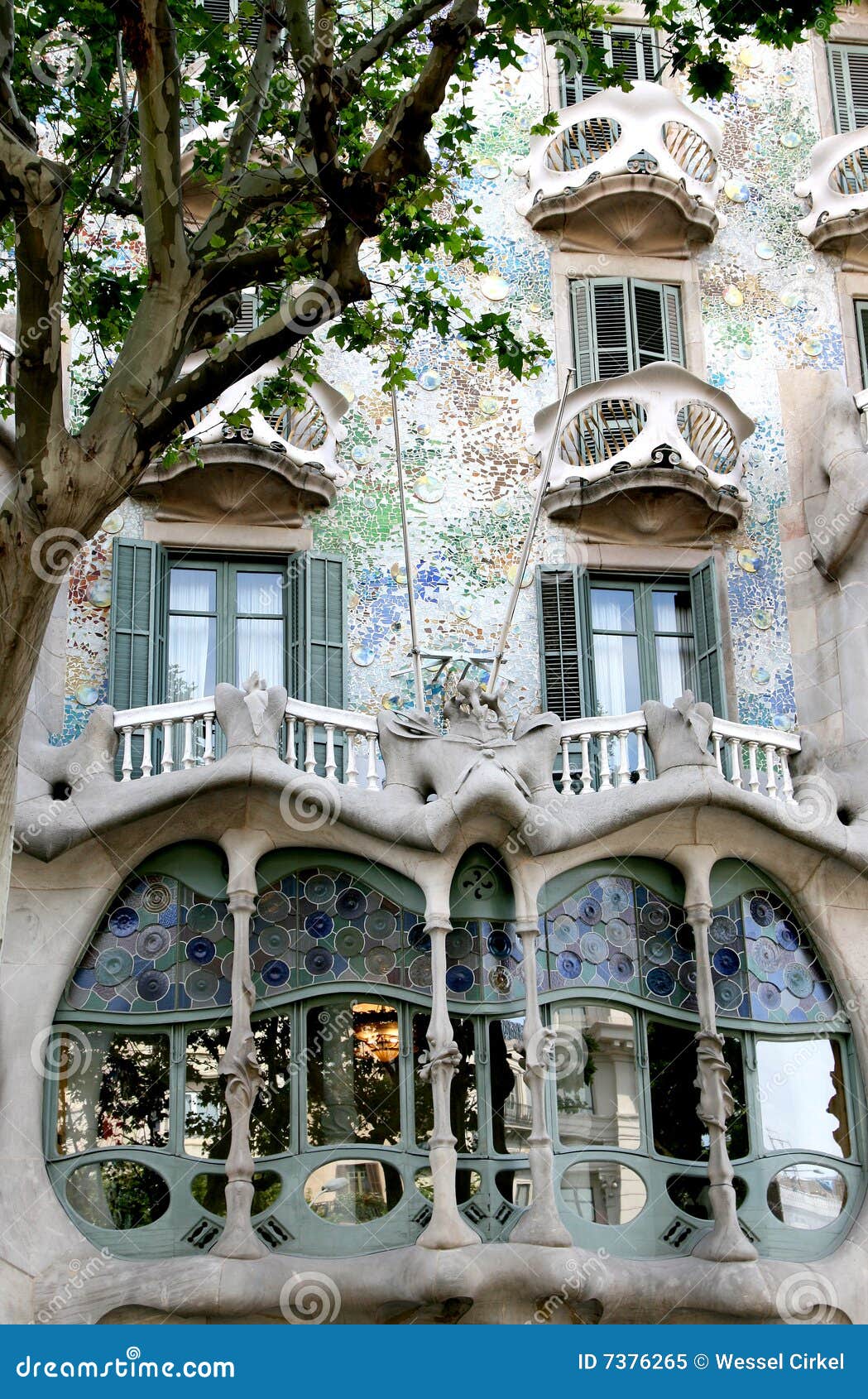 Case Battlo, Esempio Di Modernismo, Barcellona Immagine Editoriale ...