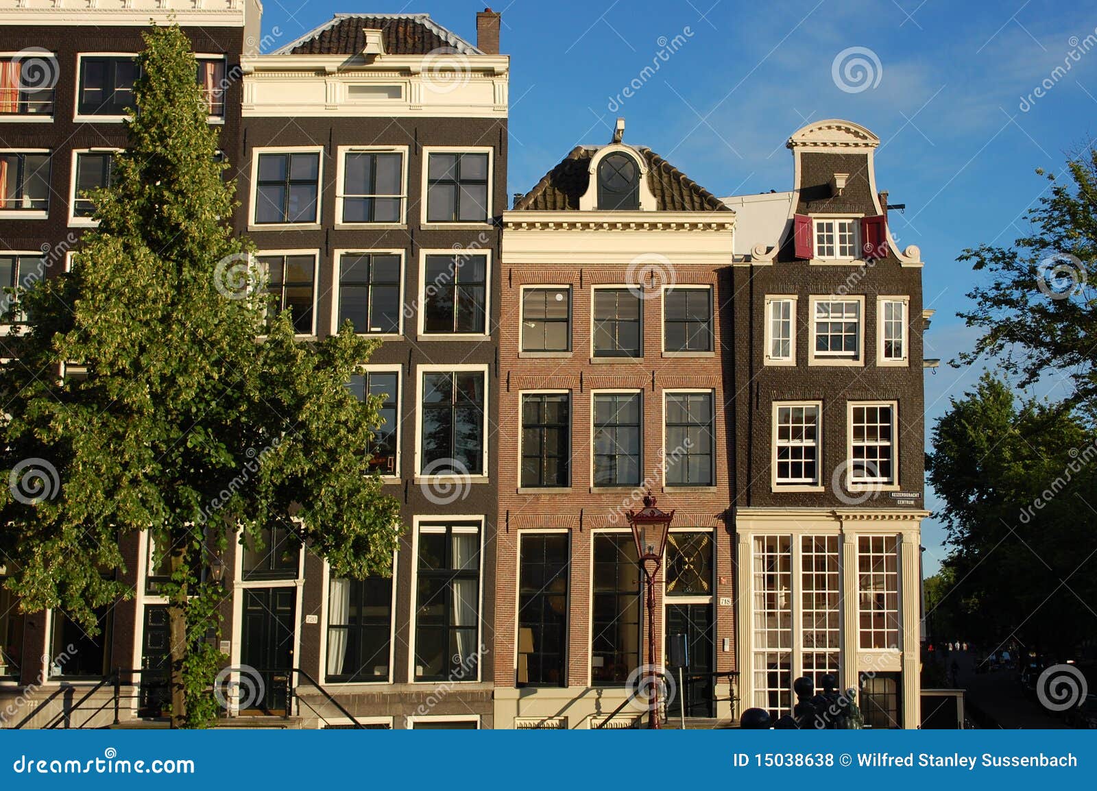 Case di Amsterdam fotografia stock. Immagine di domestico - 15038638