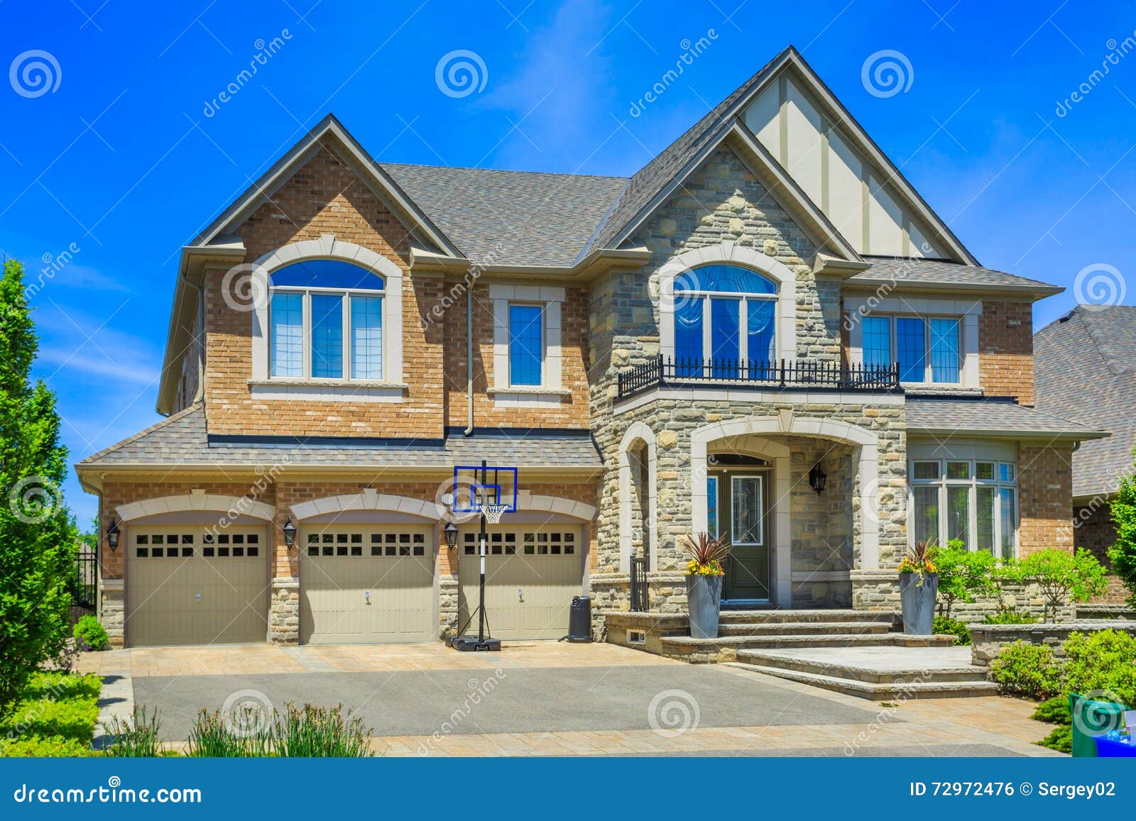 Case Di Lusso in Nord America Fotografia Stock - Immagine di bordo ...