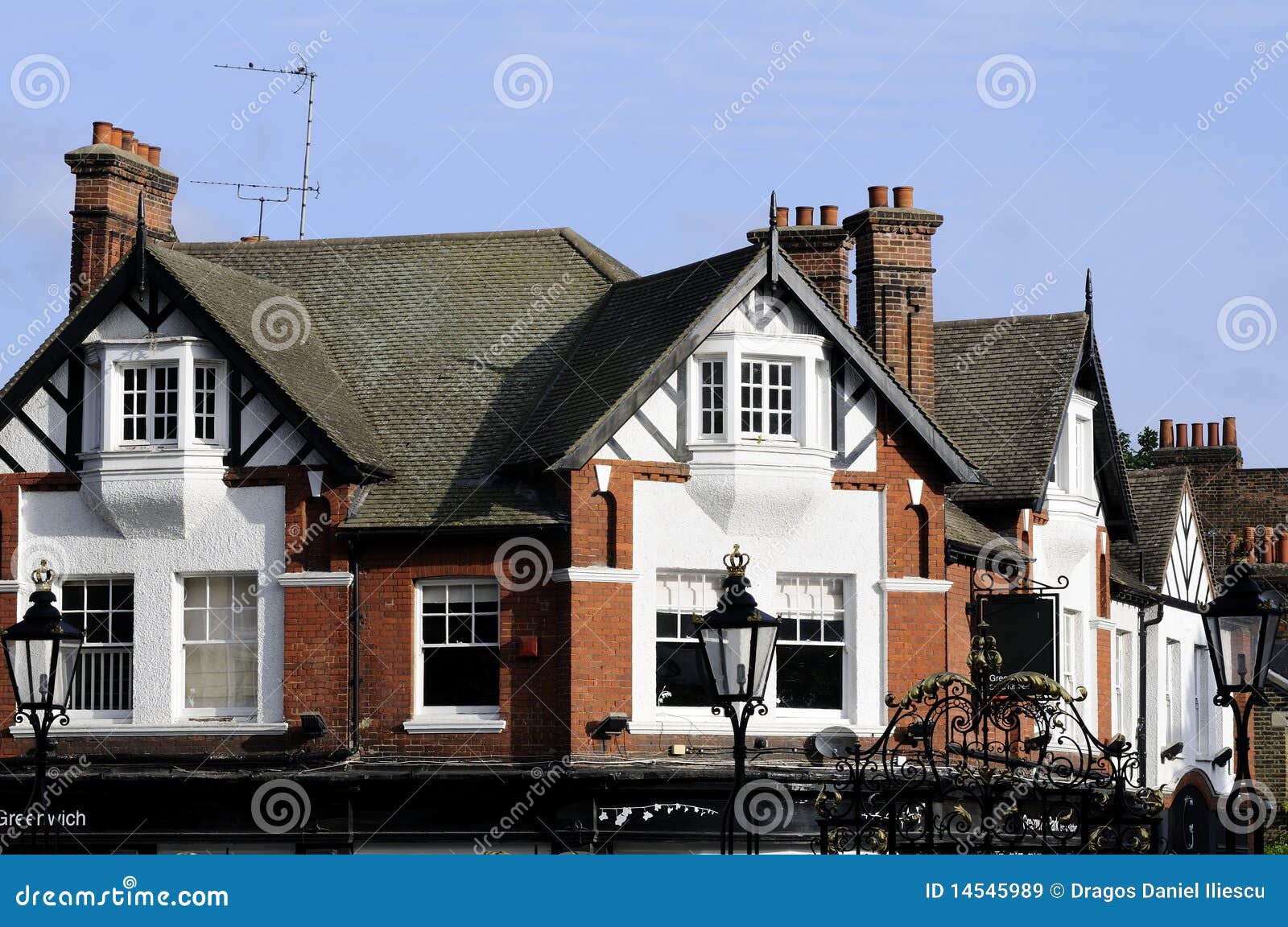 Case inglesi immagine stock. Immagine di inglese, mattone - 14545989