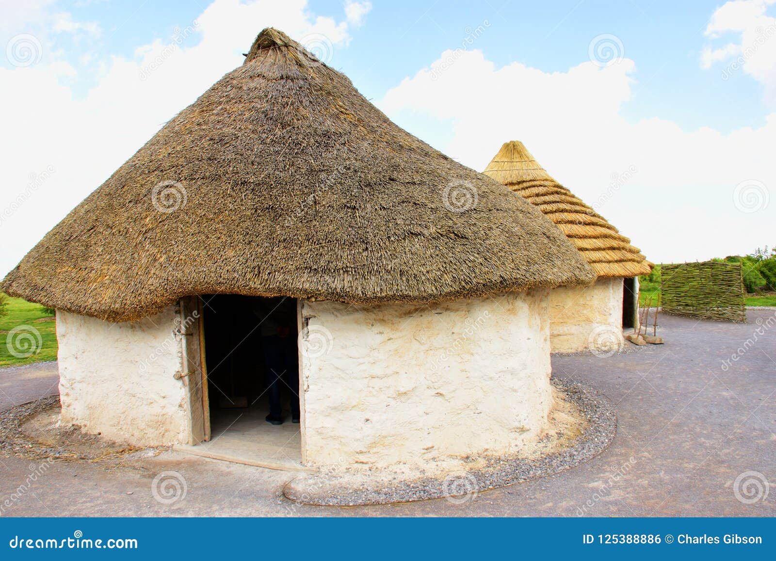 Case rotonde antiche fotografia stock. Immagine di antico - 125388886