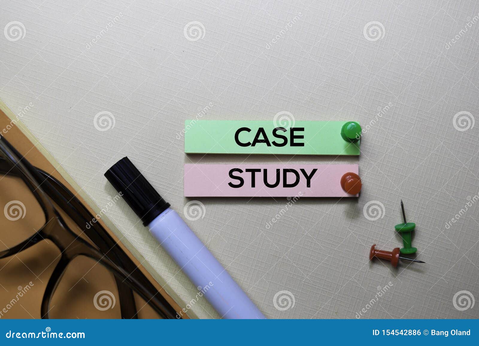 Case Study Text on Sticky Notes Isolated on Office Desk Stock Photo ...