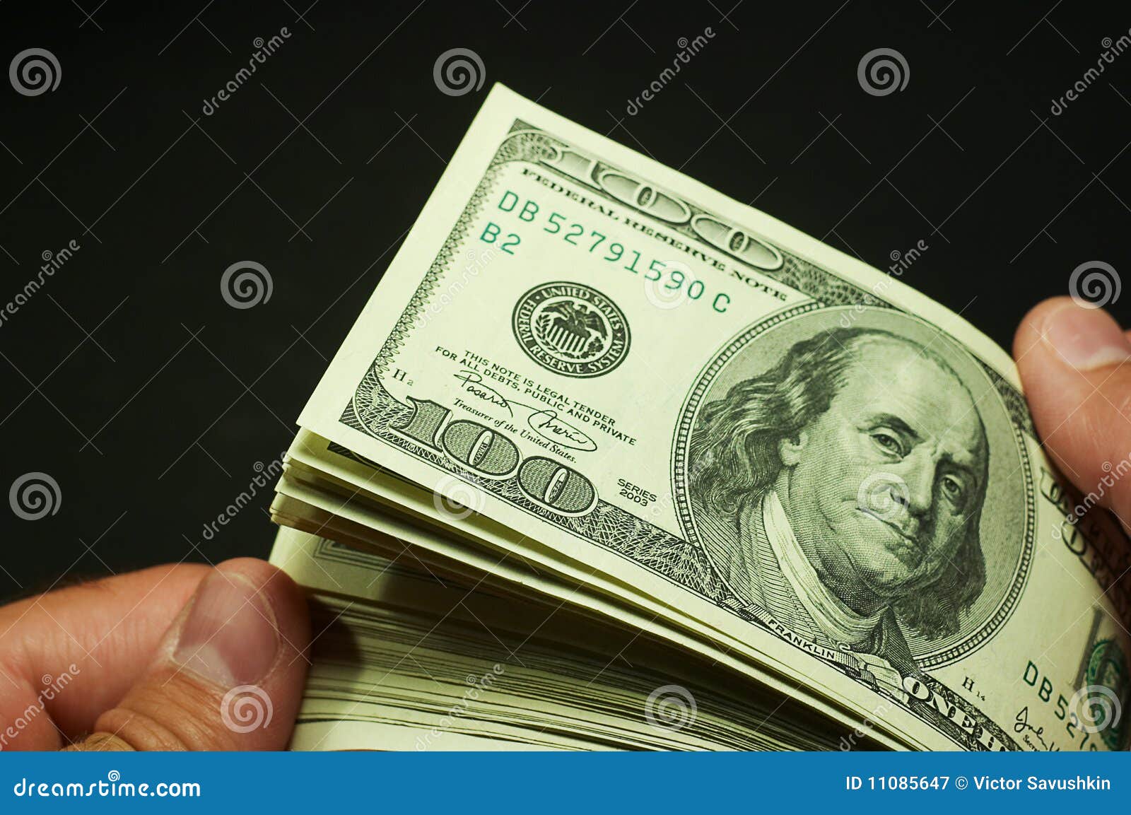 Cash counting - US dollars stock image. Image of america - 11085647