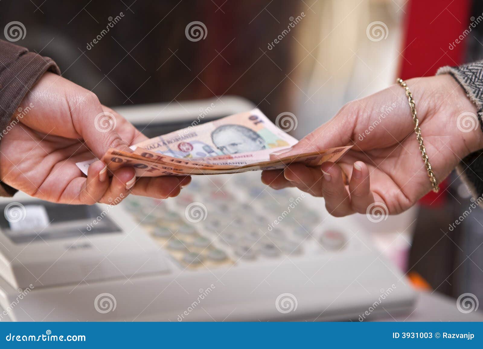 Cash payment moment stock image. Image of hand, price - 3931003