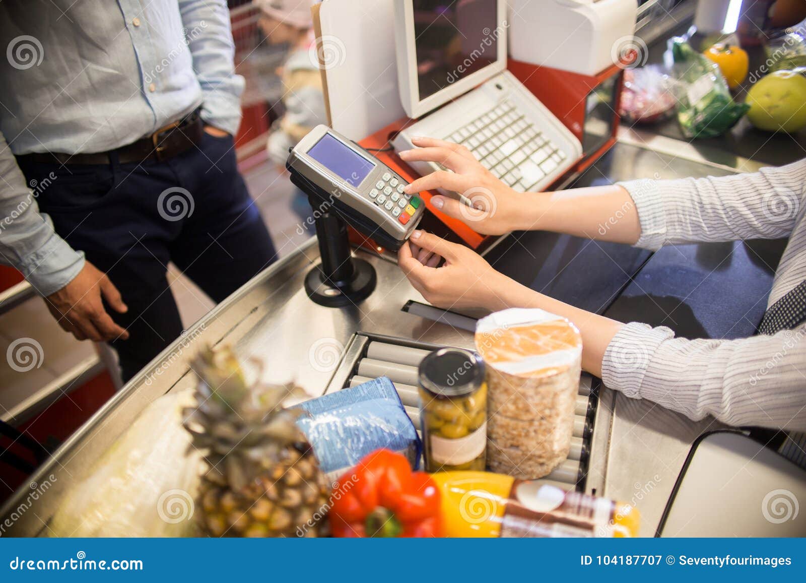 Cashier Using Payment Terminal in Supermarket Stock Image - Image of ... Cashier Using Payment Terminal in Supermarket Stock Image - Image of ...