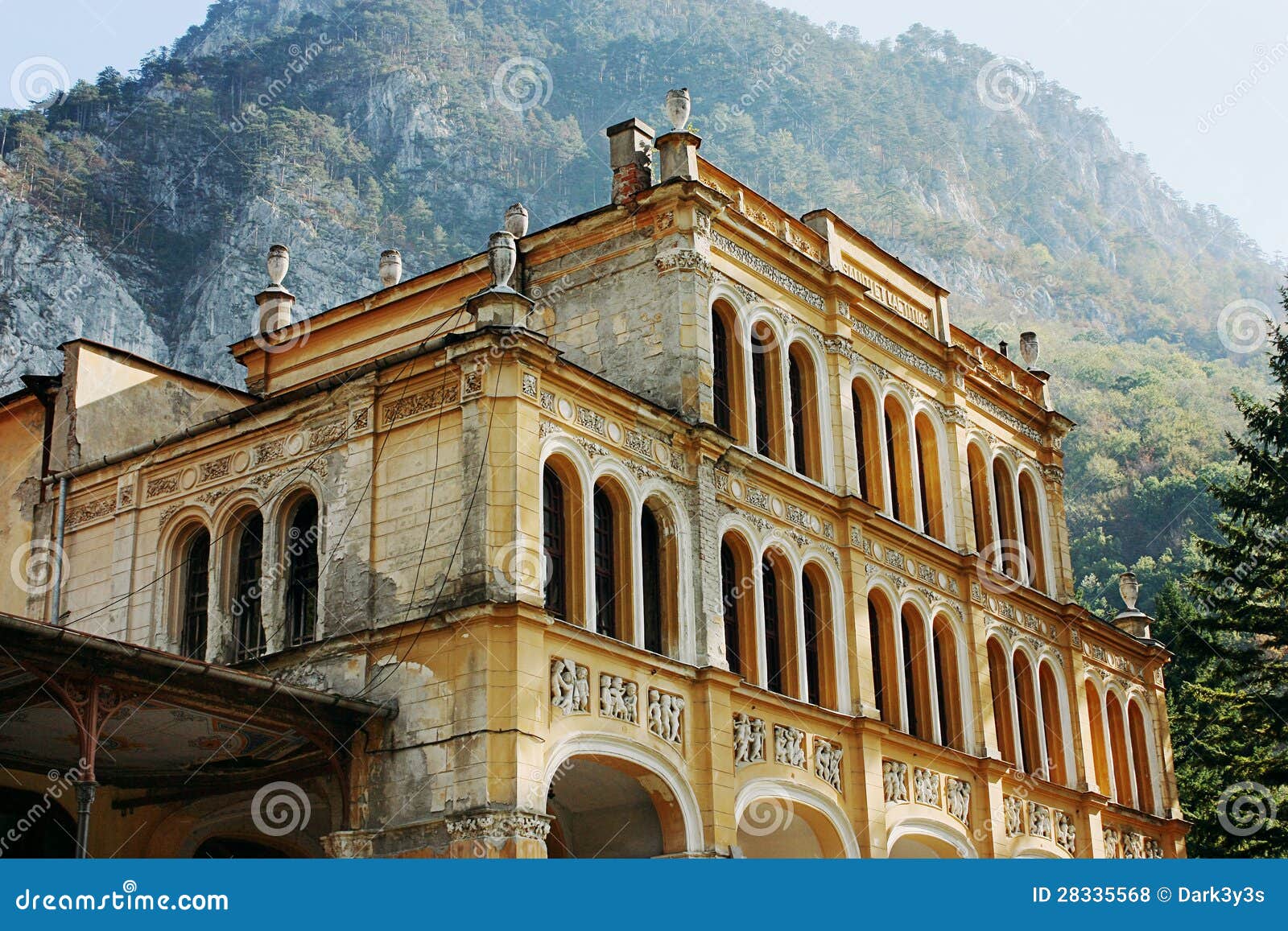 Casino de Baile Herculane foto de archivo. Imagen de turismo - 28335568