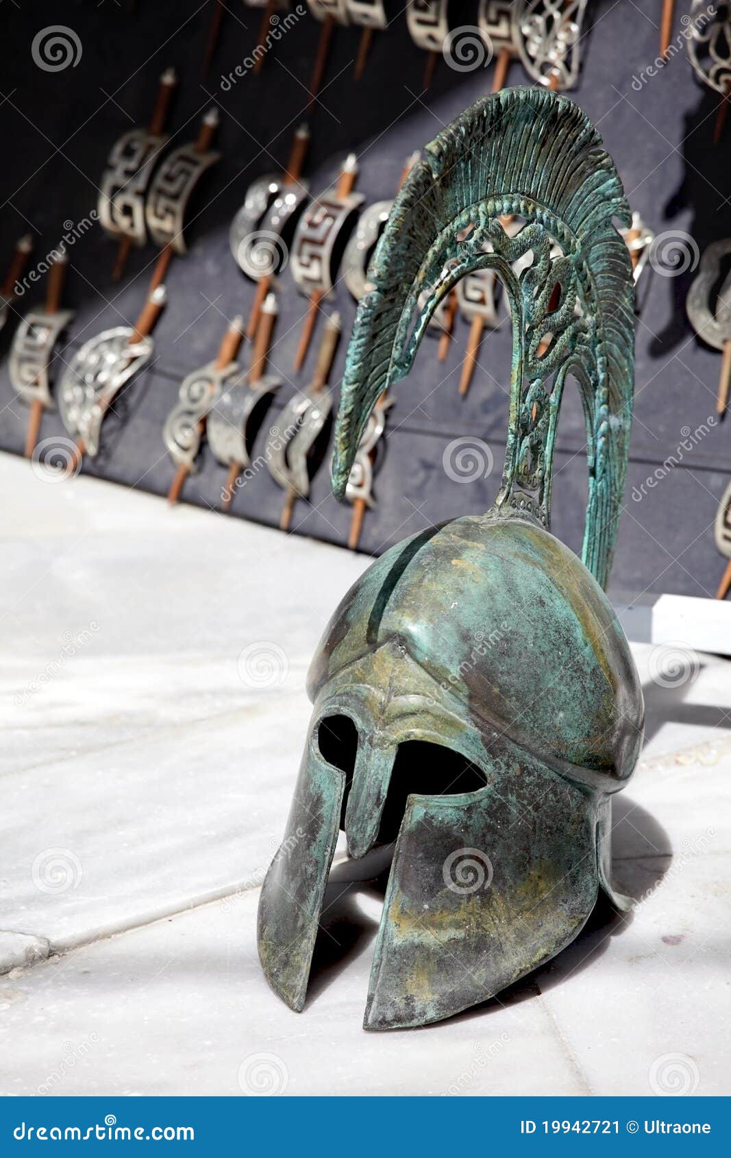 Casque du grec ancien. image stock. Image of passé, classique - 19942721 Casque du grec ancien. image stock. Image of passé, classique - 19942721