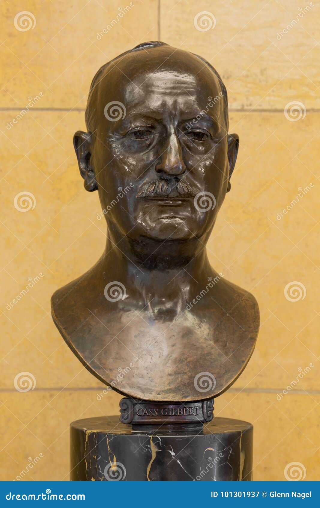 Cass Gilbert Statue Editorial Photography Image Of Minneapolis 101301937