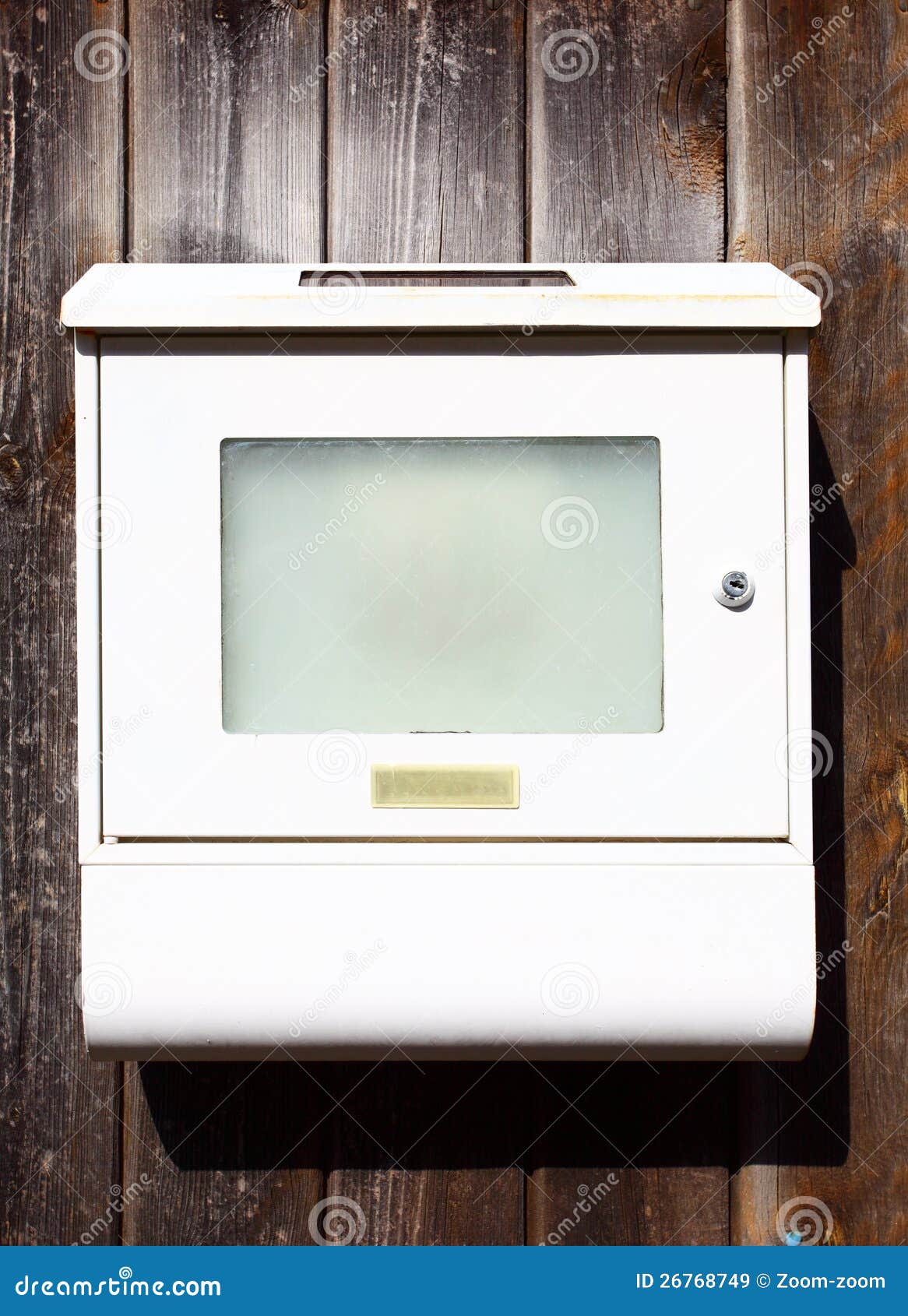 Cassetta postale immagine stock. Immagine di trasmetta - 26768749