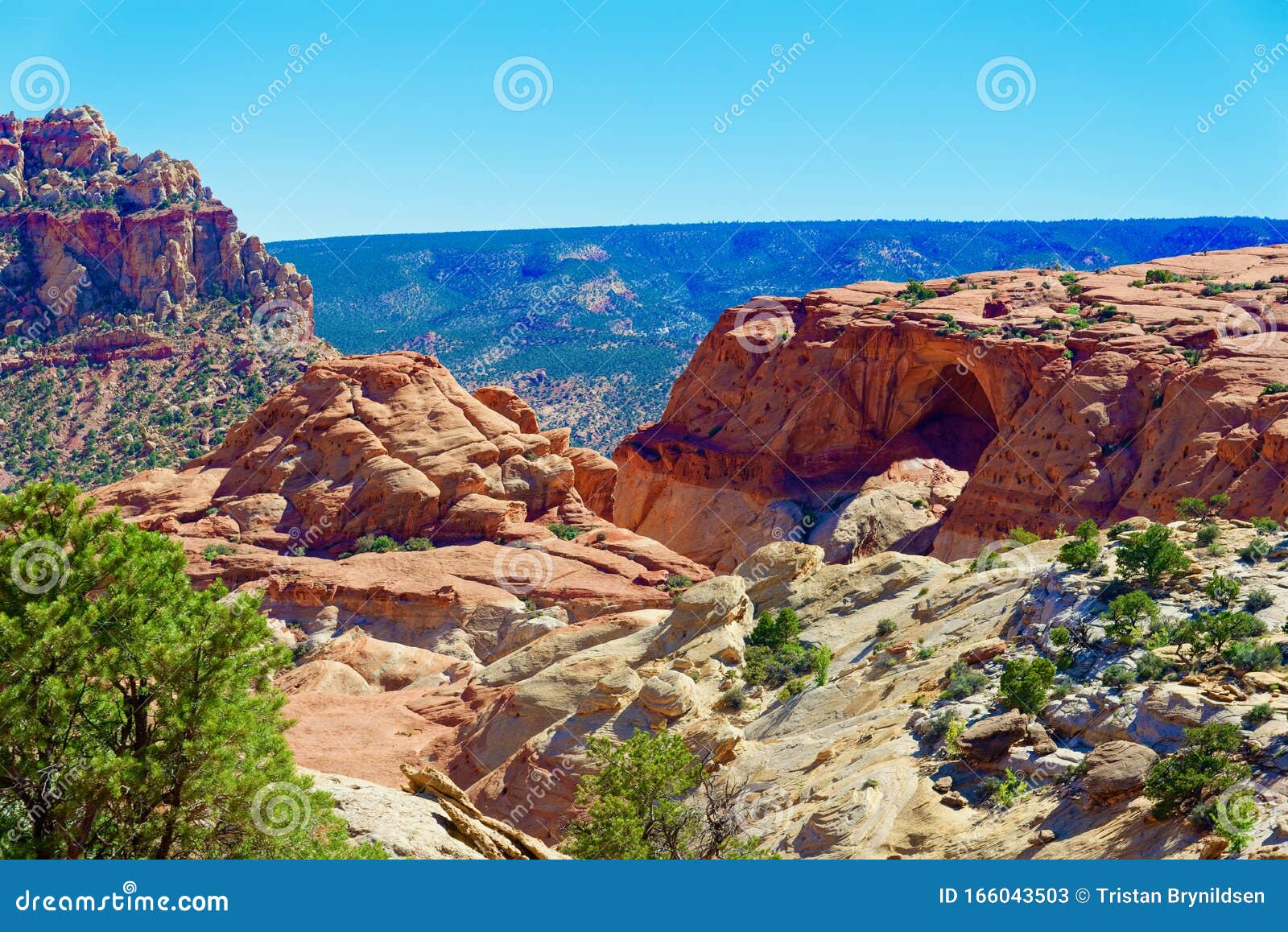 Cassidy Arch, Capitol Reef National Park Stock Image - Image of ...