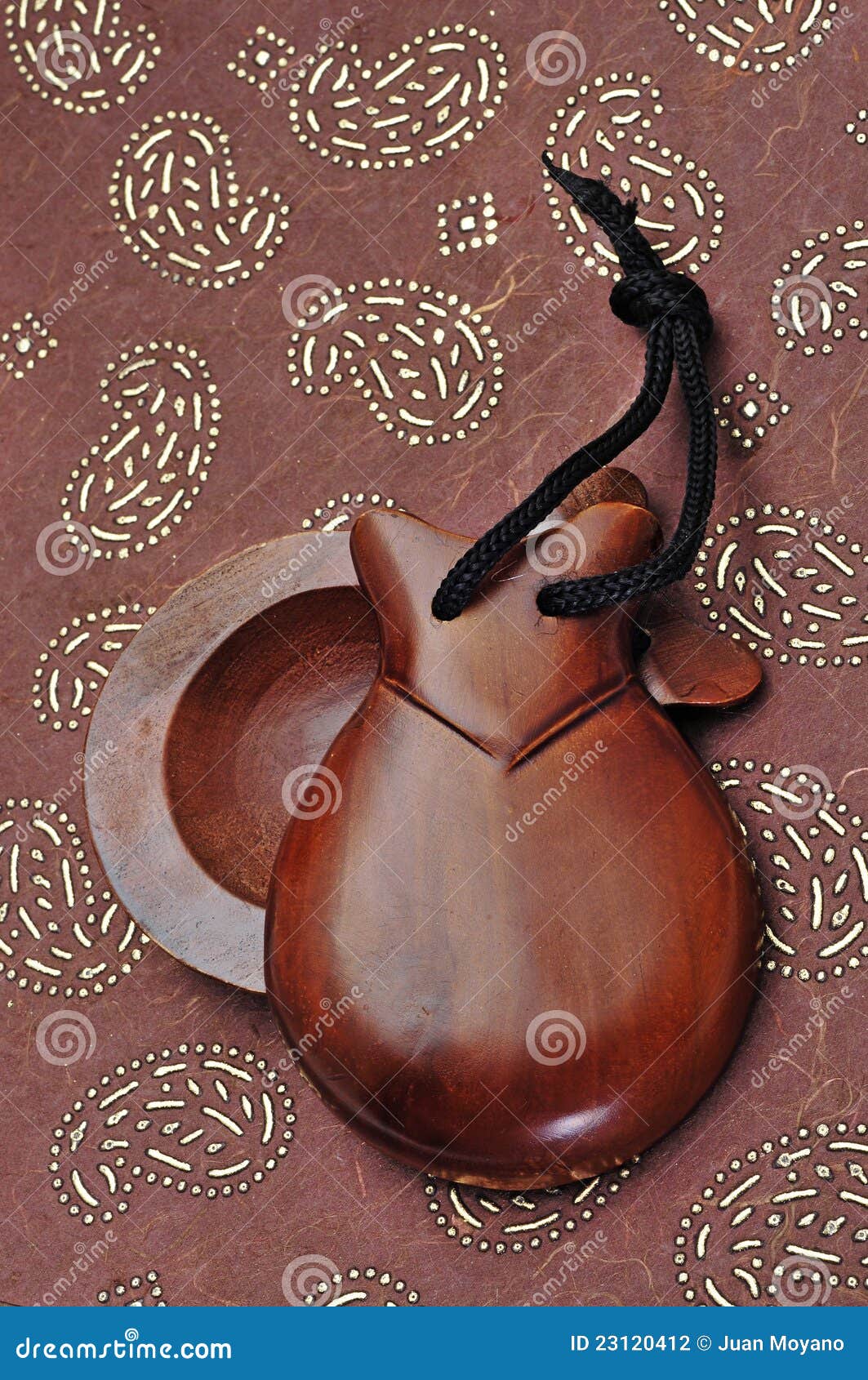 Castañuelas foto de archivo. Imagen de modelado, cultura - 23120412