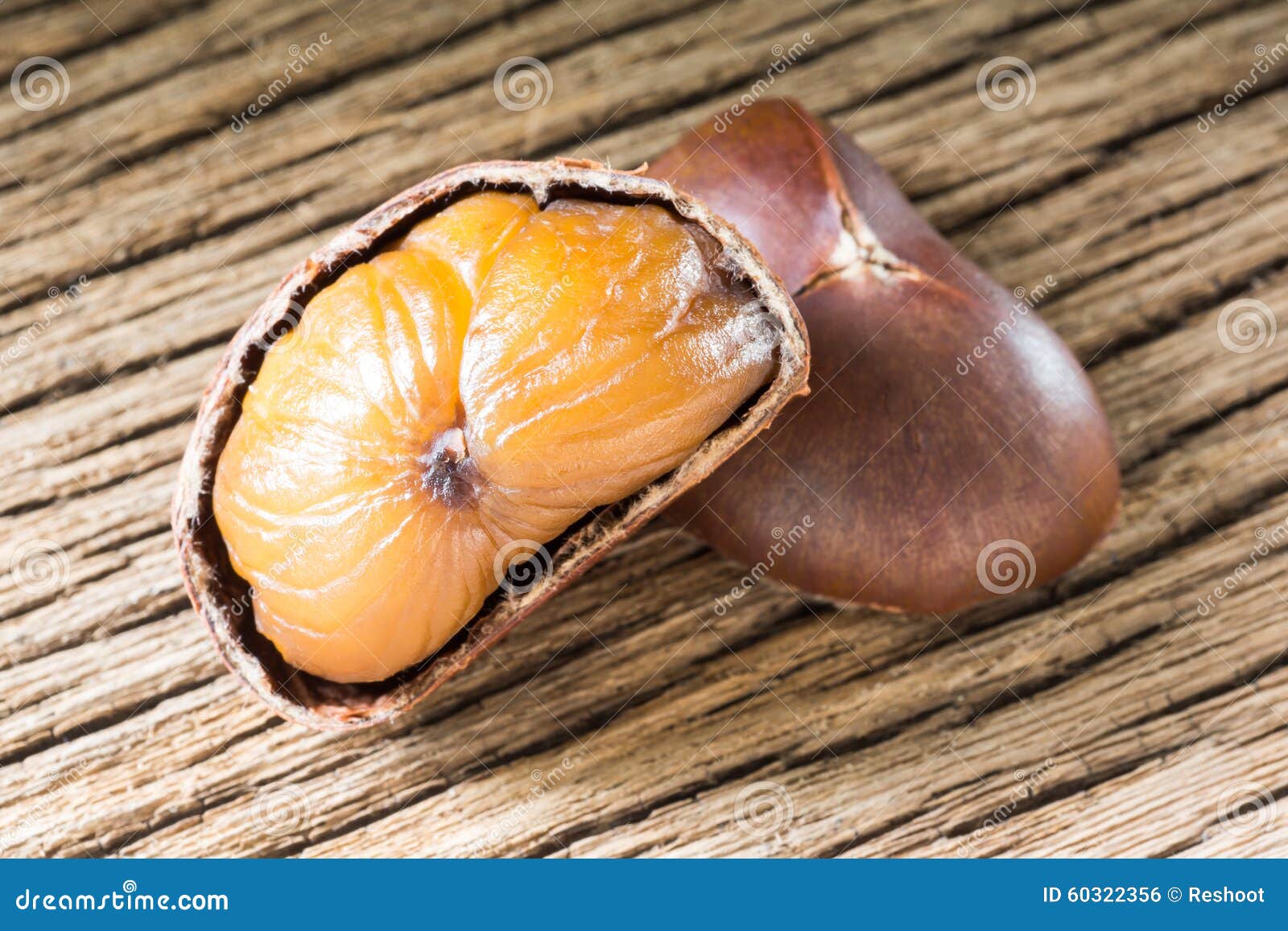 Castagna fotografia stock. Immagine di alimento, dolce - 60322356