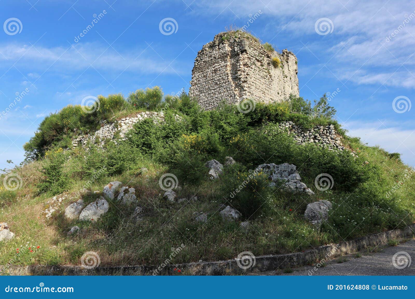 Castel Morrone - Ruderi Su Monte Castello Stock Photo - Image of hike ...