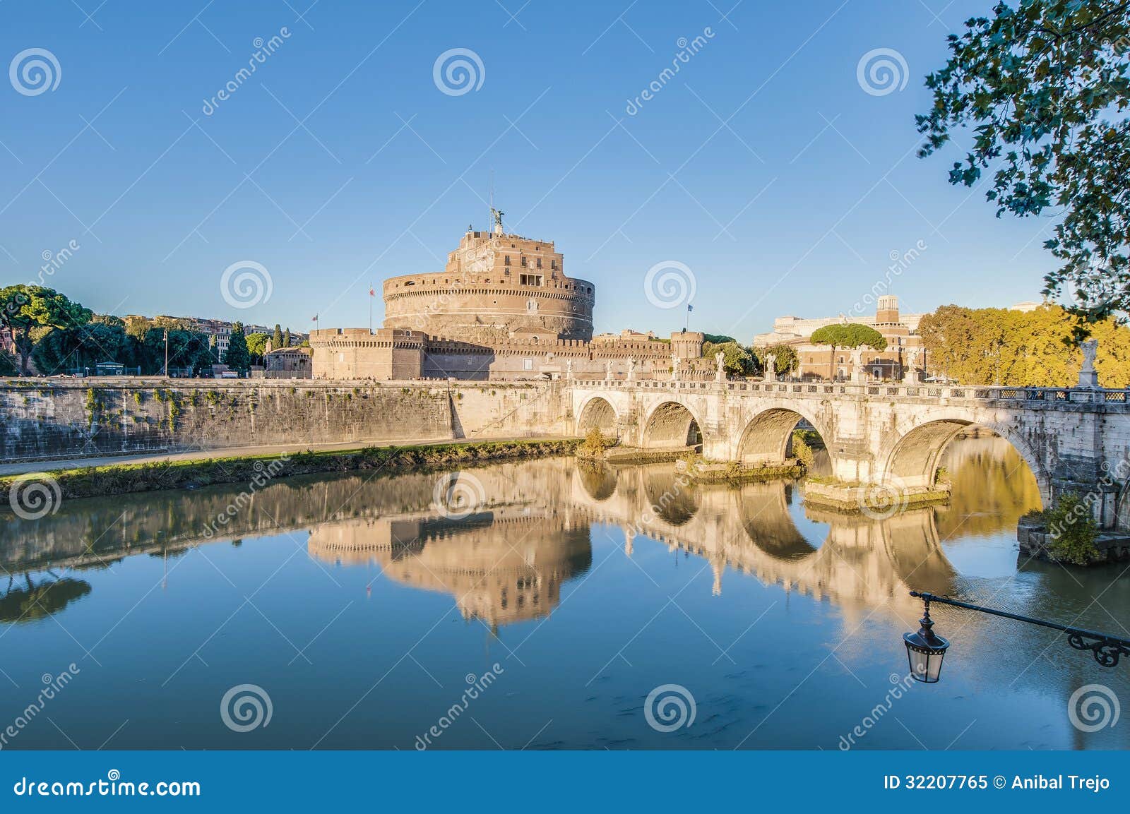 Castel Sant Angelo in Parco Adriano, Roma, Italia Immagine Stock ...