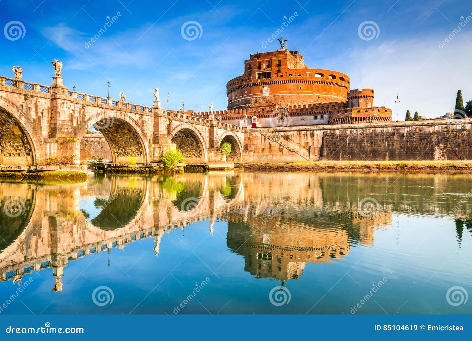 Castel Sant Angelo, Rom, Italien Stockbild - Bild von statue, brücke ...