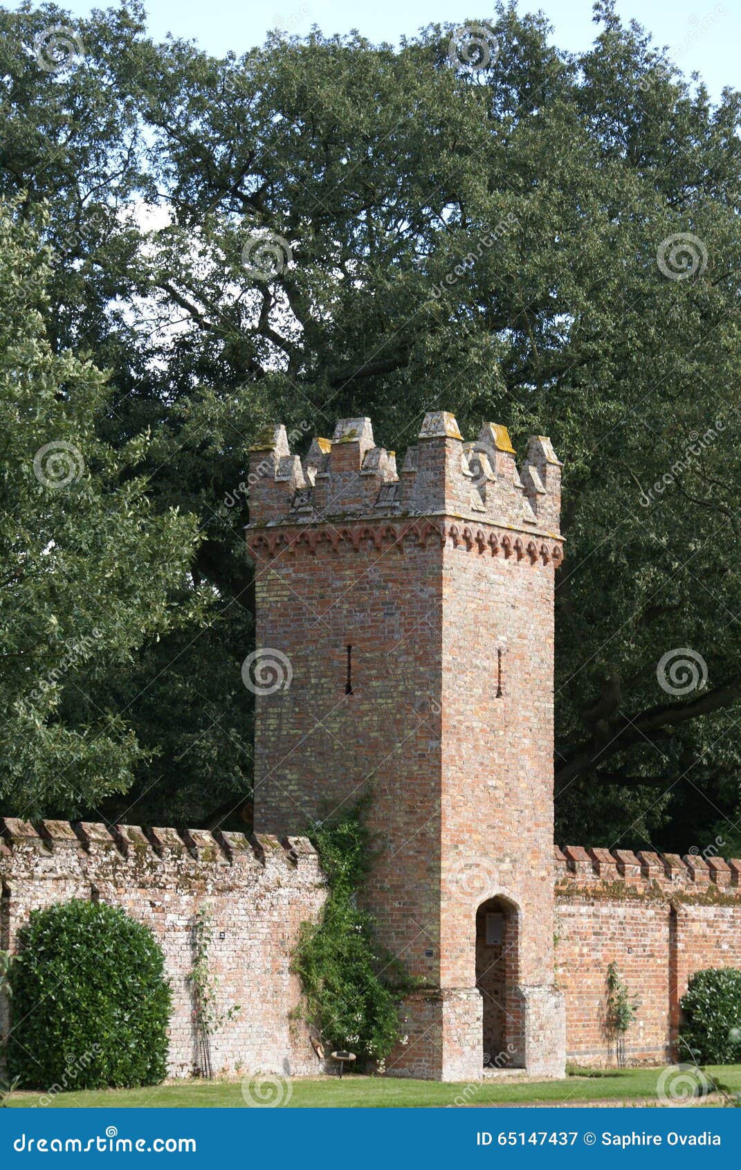 Castellated Tower. Walled Garden Stock Image - Image of wall ...