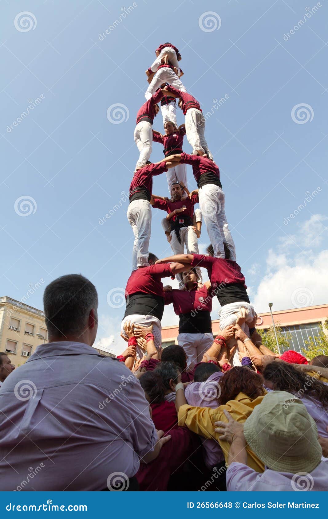 Castellers editorial stock photo. Image of recreation - 26566648