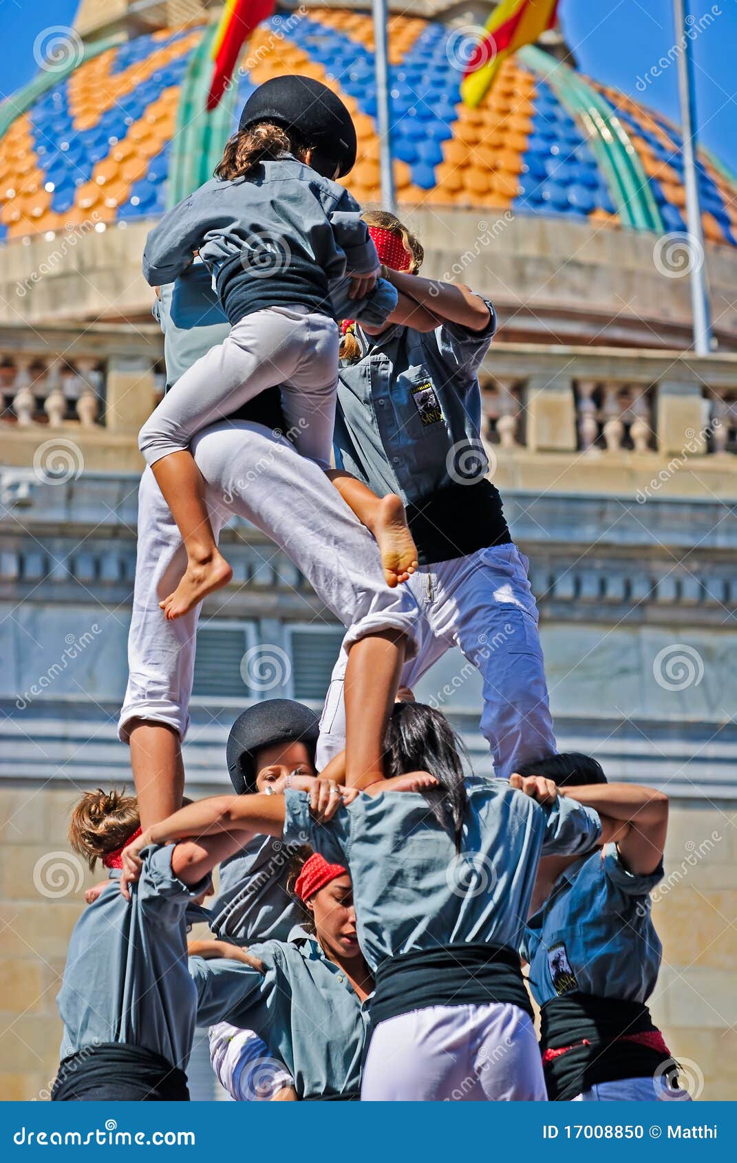 Castellers Barcelona editorial image. Image of traditional - 17008850