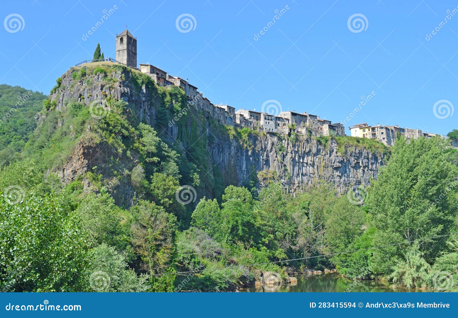 Castellfollit De La Roca Royalty-Free Stock Photography | CartoonDealer ...