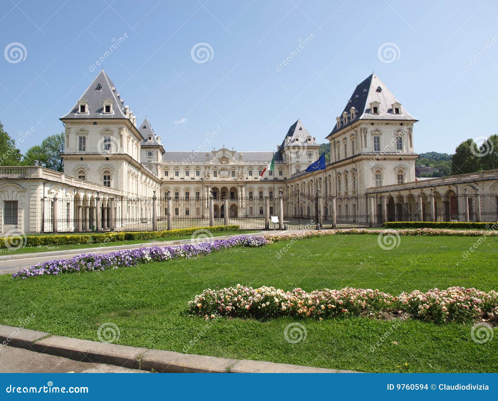 Castello Del Valentino, Turin Stock Photo - Image of building, turin ...
