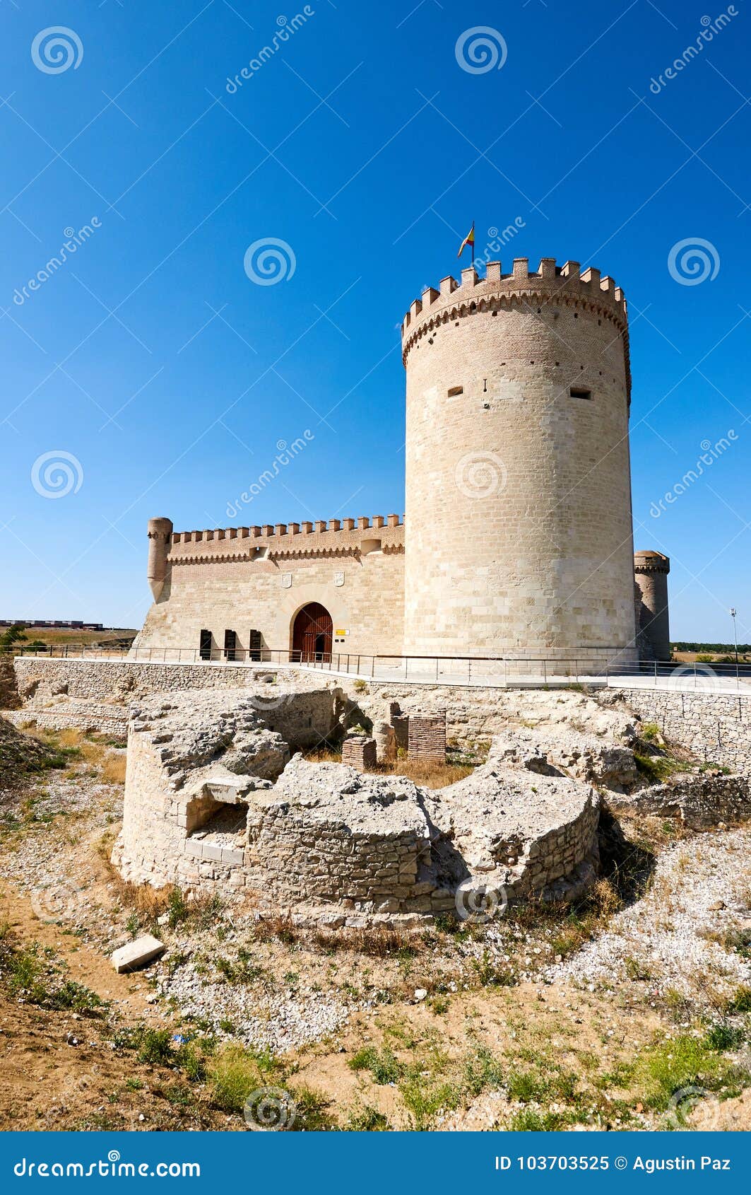 Castello Di Arevalo Avila, Spagna Immagine Stock - Immagine di spruzzo ...