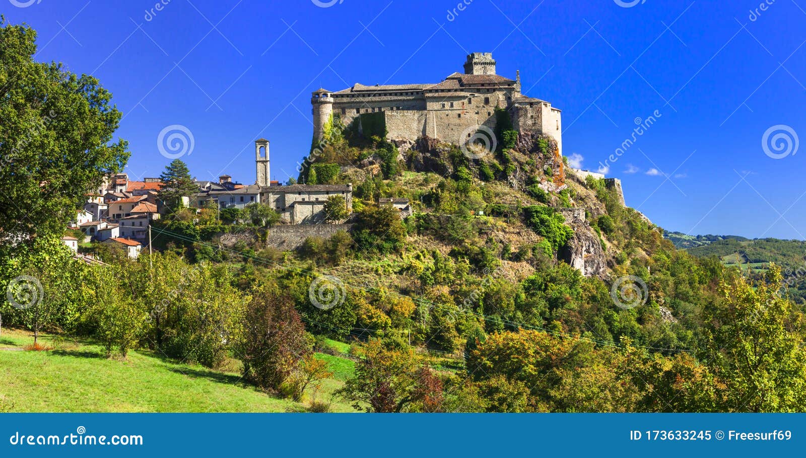 Landmarks of Italy,Bardi Medieval Castle,Emilia Romagna Region. Stock ...