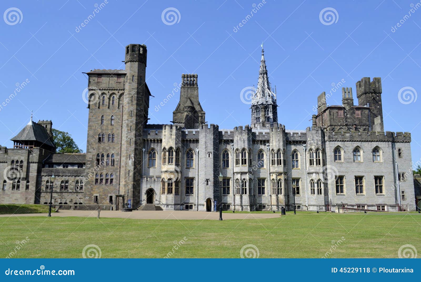 Castello di Cardiff fotografia stock. Immagine di turismo - 45229118