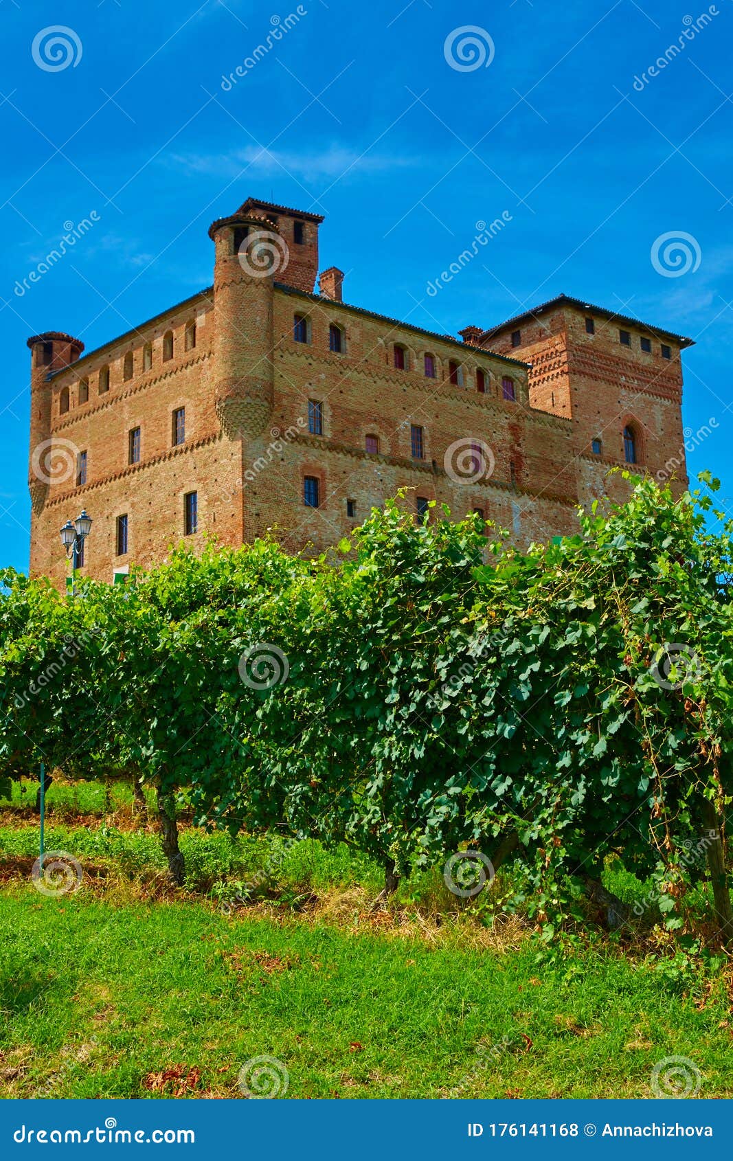 The Castello Di Grinzane Cavour Piemonte Italy Stock Photo - Image of ...