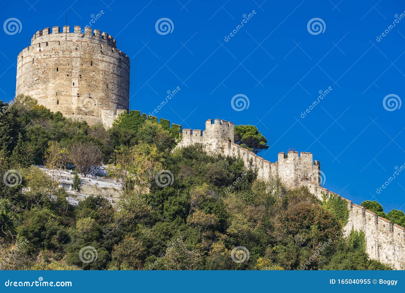 Castello Di Rumelia Sulle Banche Europee Del Bosphorus a Istanbul ... Castello Di Rumelia Sulle Banche Europee Del Bosphorus a Istanbul ...