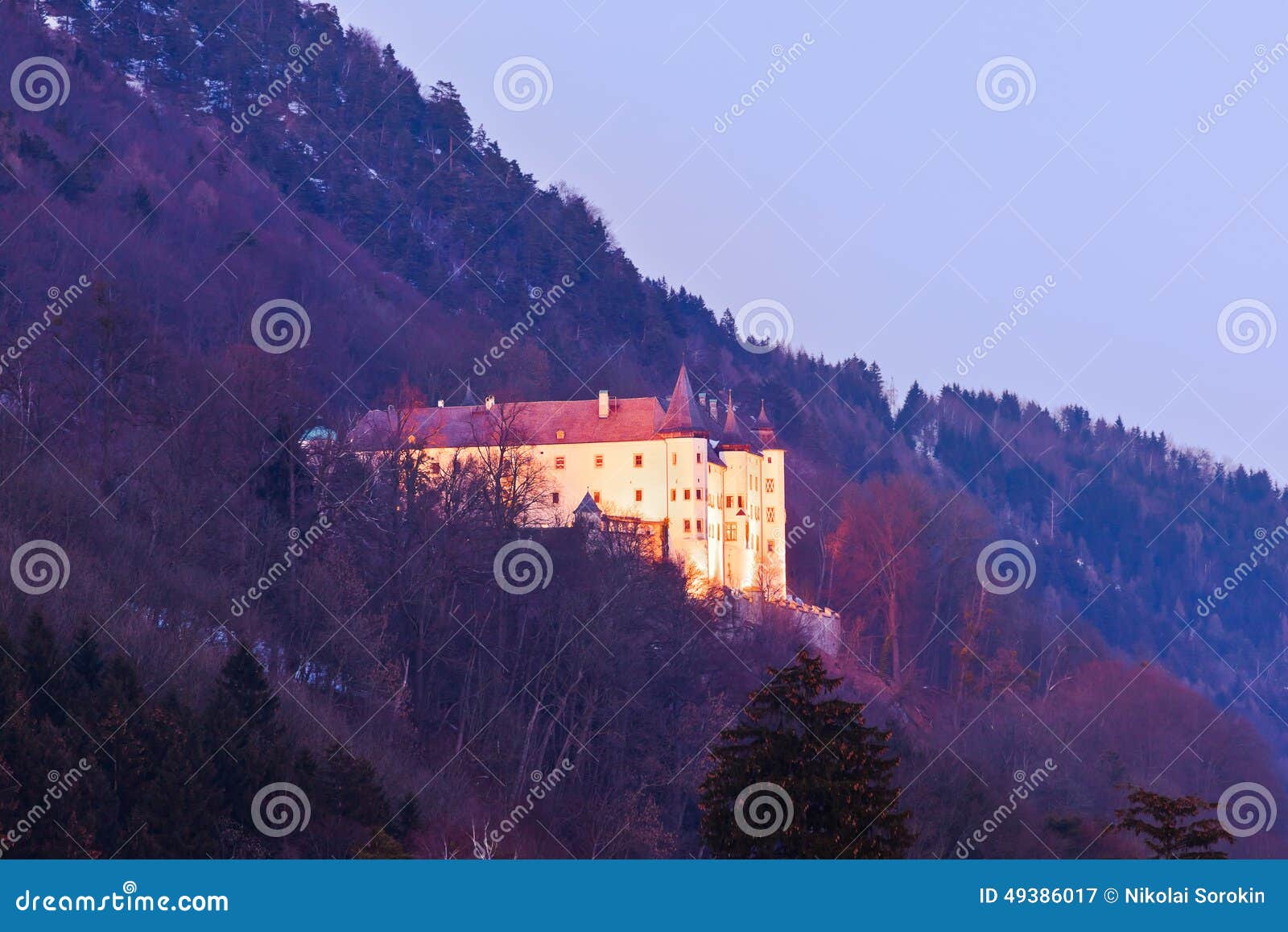 Castello Di Tratzberg - Tirolo Austria Immagine Stock - Immagine di ...