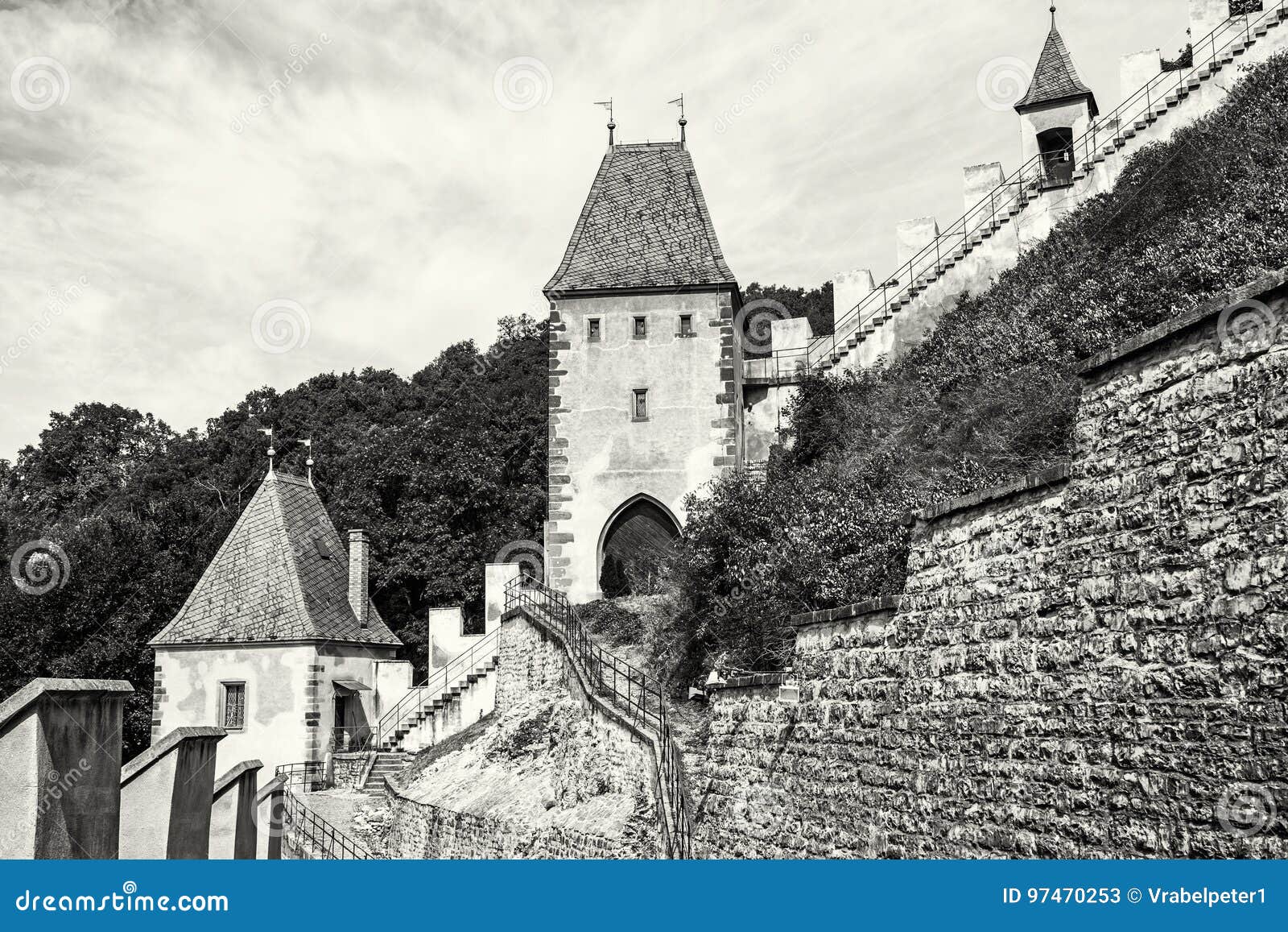 Castello Gotico Karlstejn in Repubblica Ceca, Pareti E Torrette, Co ...