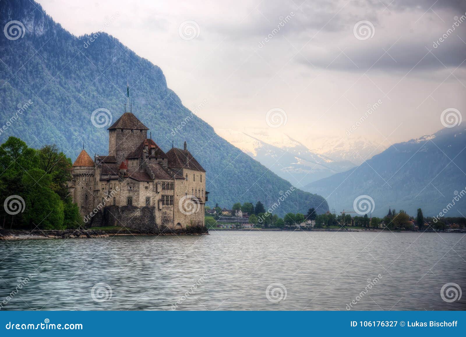 Castello Il Lago Lemano Di Chillon Fotografia Editoriale - Immagine di ...