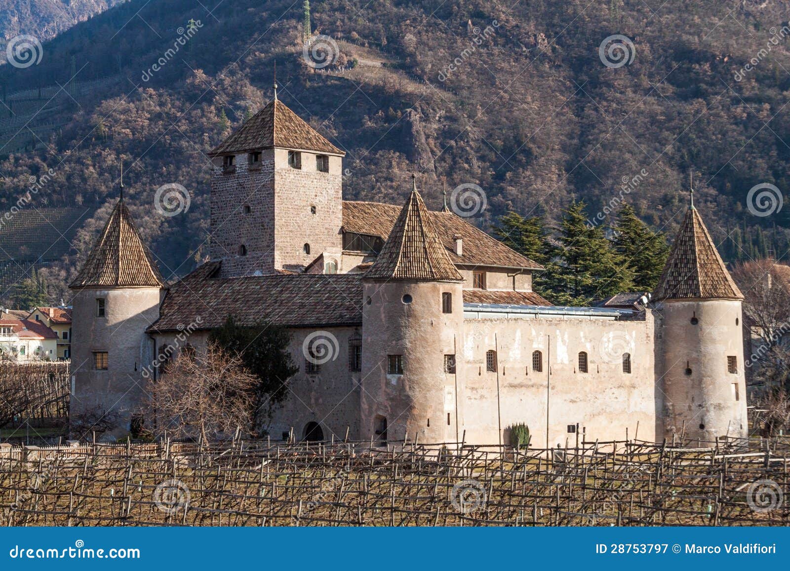 Castello Mareccio, Bolzano, Italia Immagine Stock - Immagine di ...