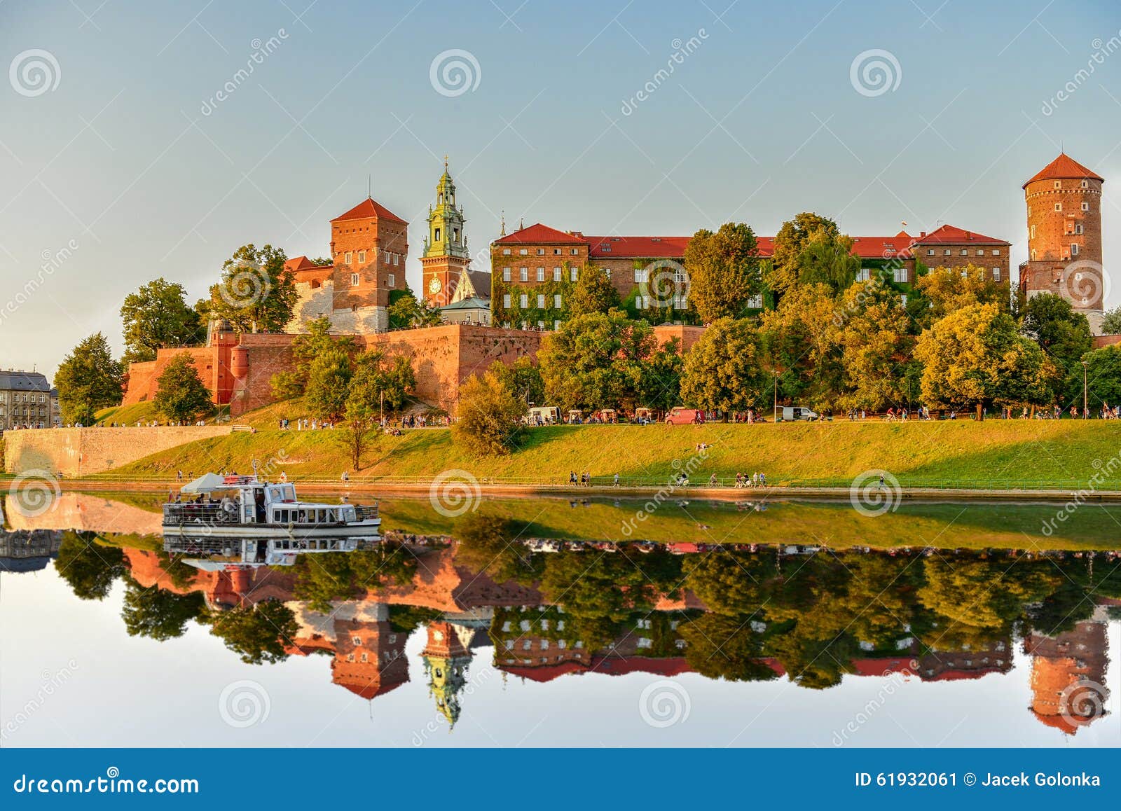 Castello Reale Di Wawel a Cracovia Immagine Stock - Immagine di ...